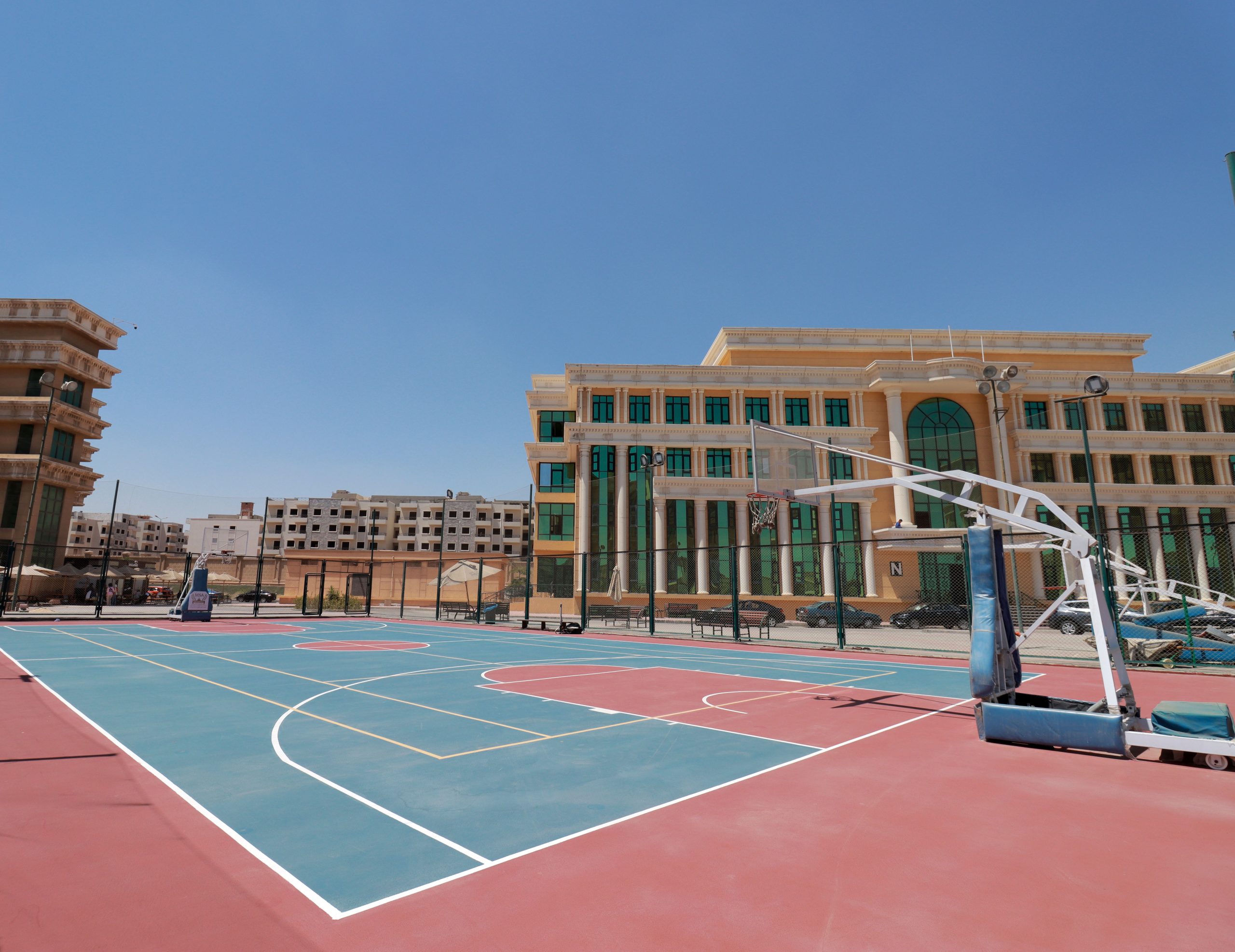 Campus Tour Sport Facilities – October University for Modern Sciences ...